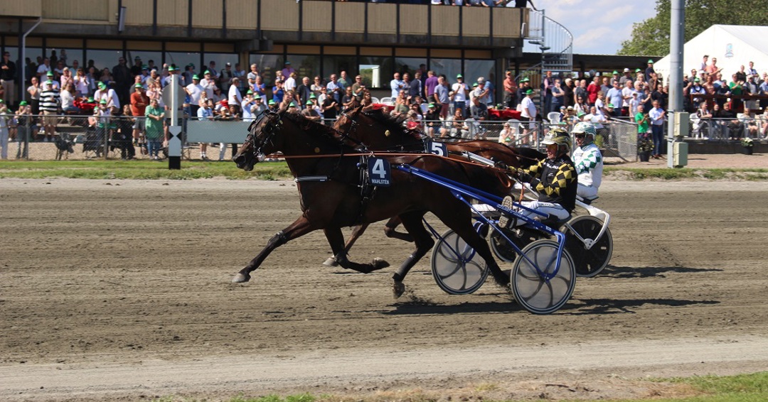 Hattrick til Ray Kelly